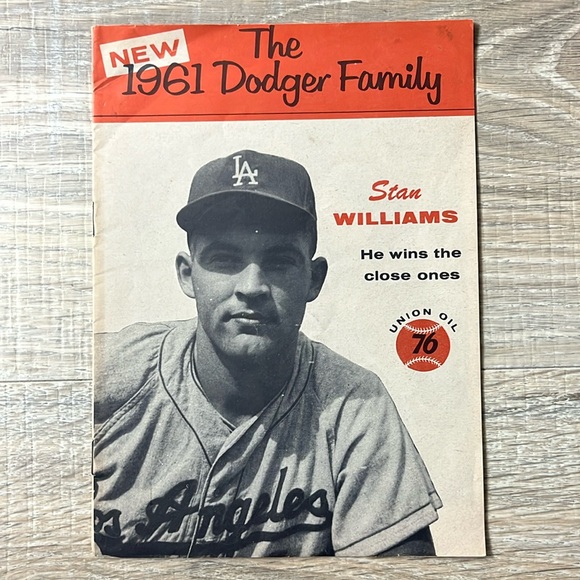Union Oil | Other | Vintage 961 The Dodger Family Pamphlet | Poshmark